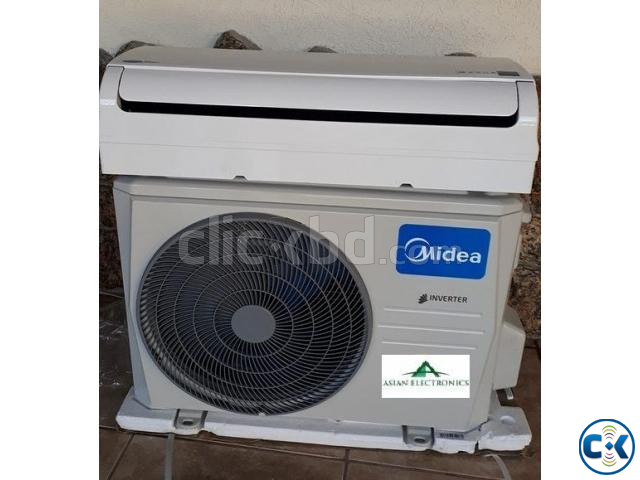 Media Inverter 2.0 Ton AC 24000 BTU