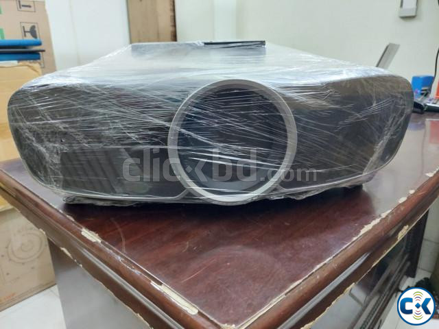 Epson TW9400 Premium 4K UHD Projector