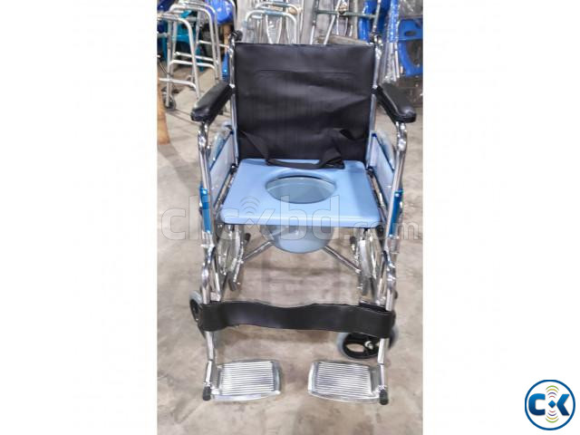 Standard Commode Wheelchair Folding Commode Wheelchair